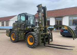 What Is A Rough Terrain Forklift - LUTON GROUP